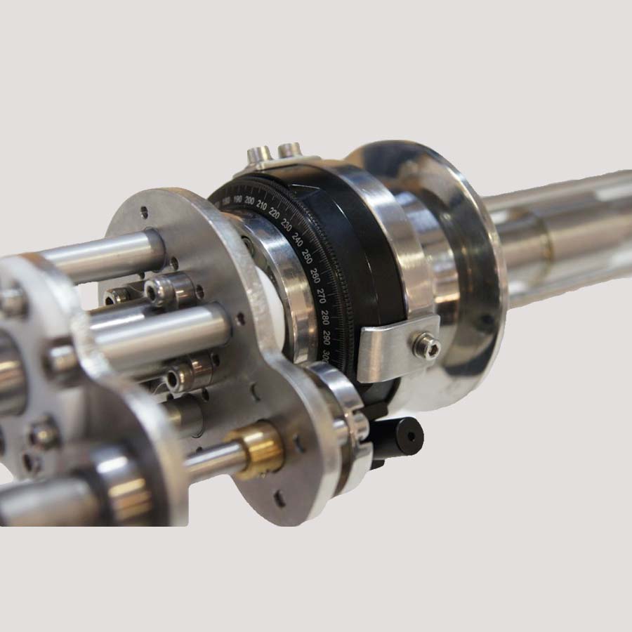 B: Z-AXIS PROBE WITH ACCURATE ROTATION