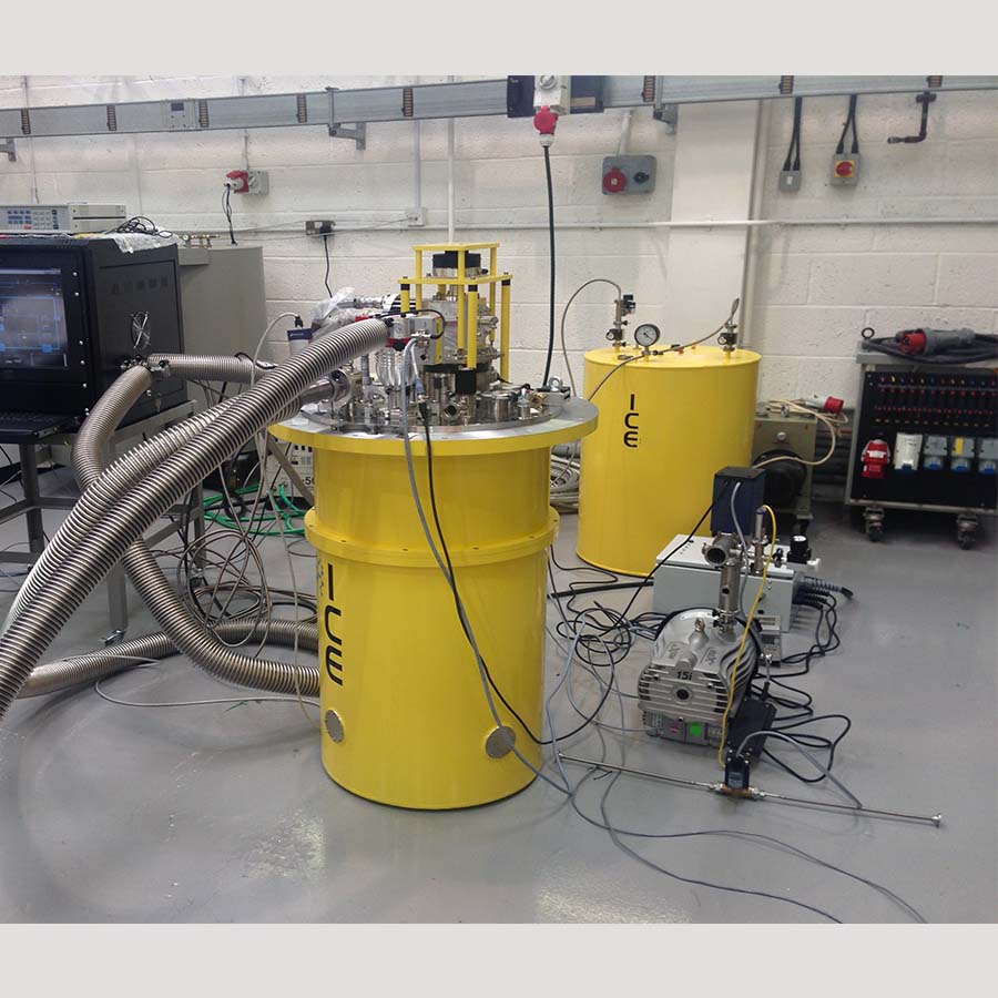 a DRY ICE 300mK Continuous He-3 Cryostat